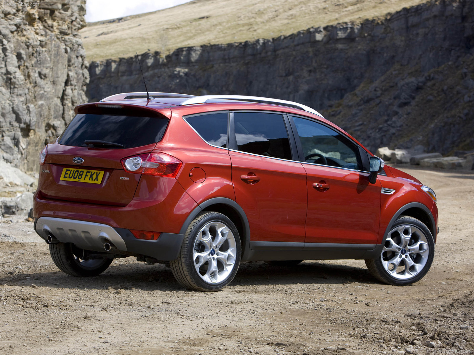 My perfect Ford Kuga. 3DTuning - probably the best car configurator!