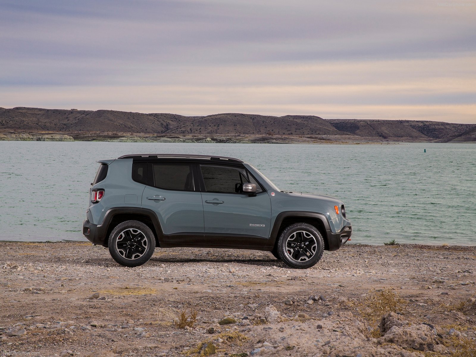 My perfect Jeep Renegade. 3DTuning - probably the best car configurator!