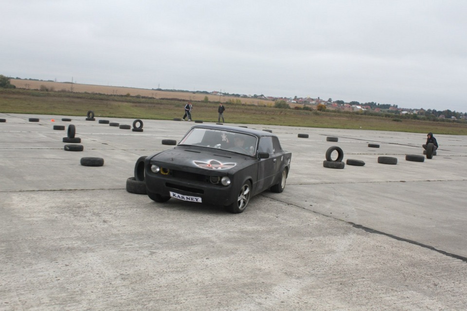 My perfect Lada 2103. 3DTuning - probably the best car configurator!