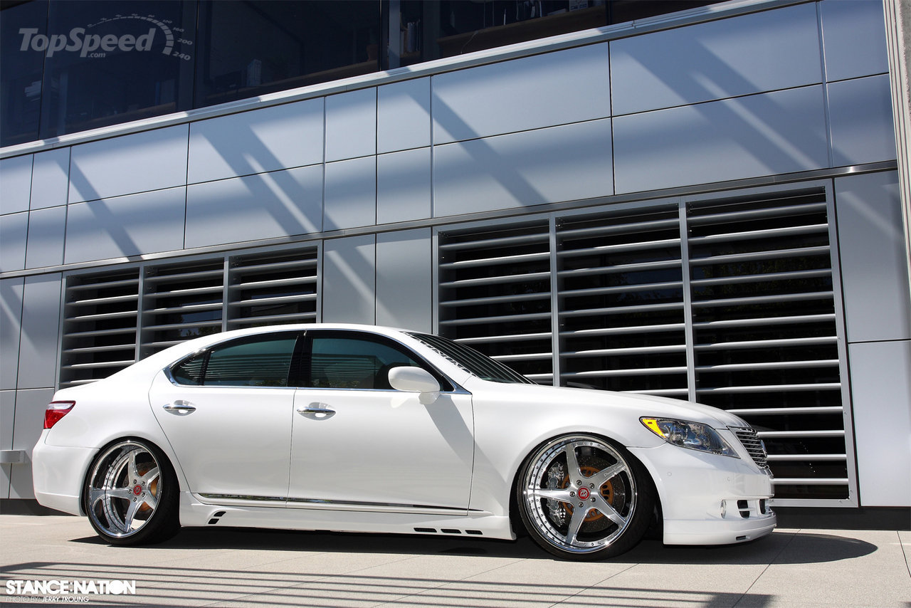My perfect Lexus LS. 3DTuning - probably the best car configurator!