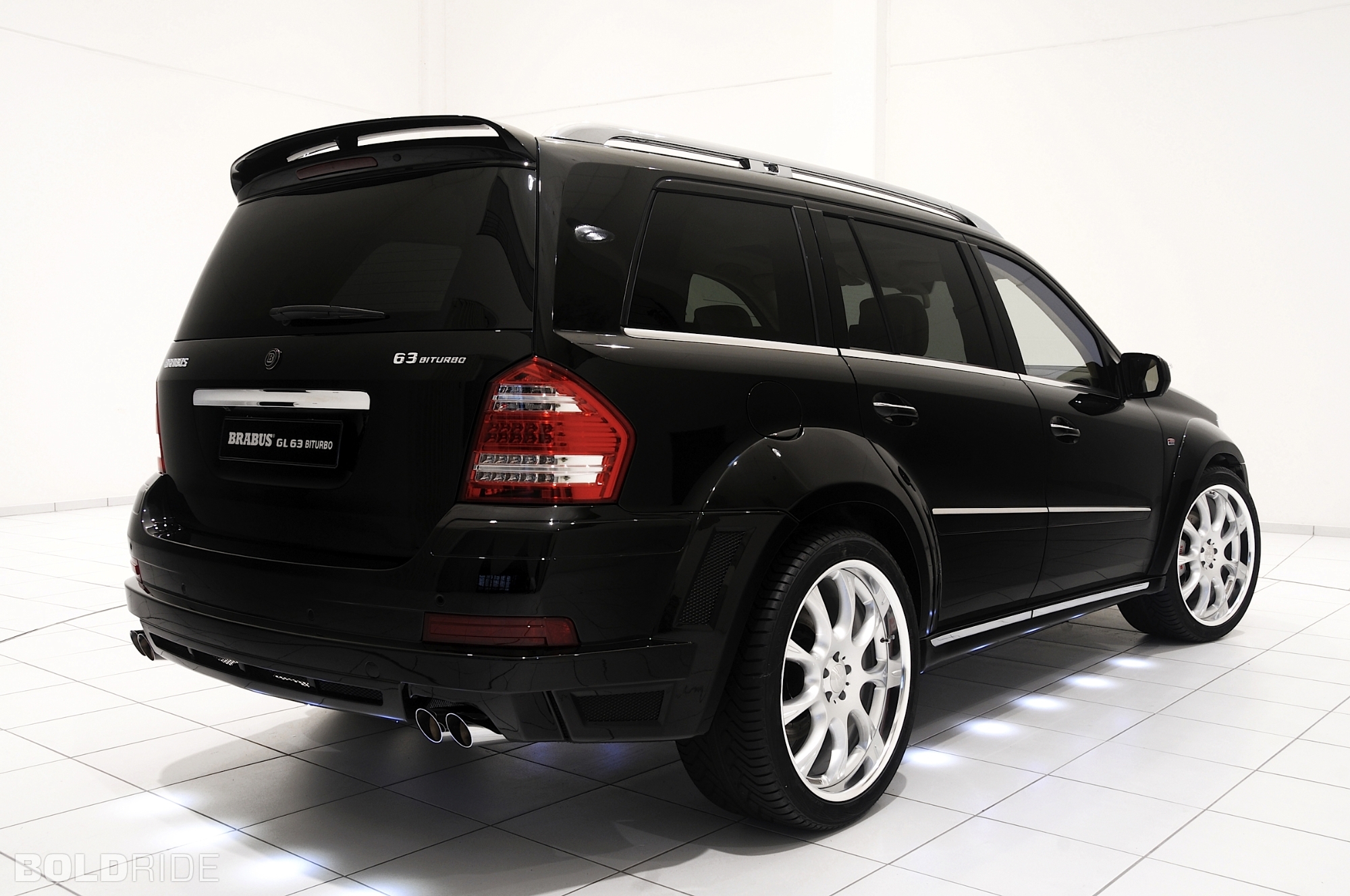 My perfect Mercedes GL class. 3DTuning - probably the best car ...