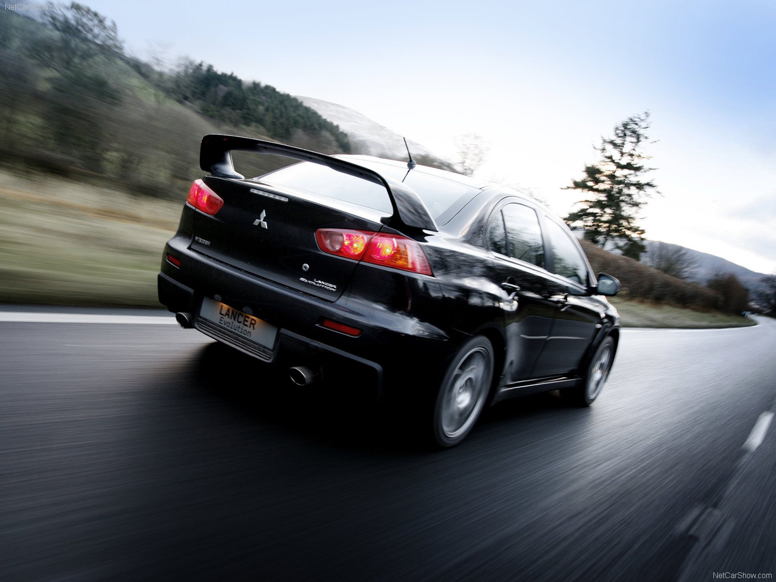Тюнинг Mitsubishi Lancer Evo Sedan 2007, фото тюнинга Митсубиси Лансер Ево