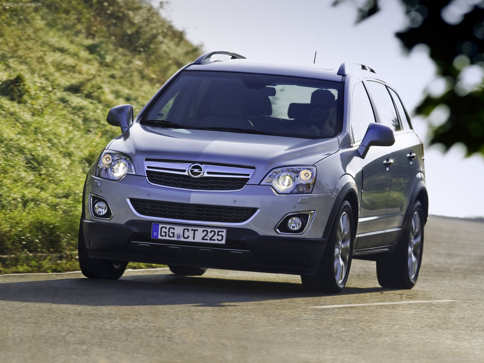 My perfect Opel Antara. 3DTuning - probably the best car configurator!