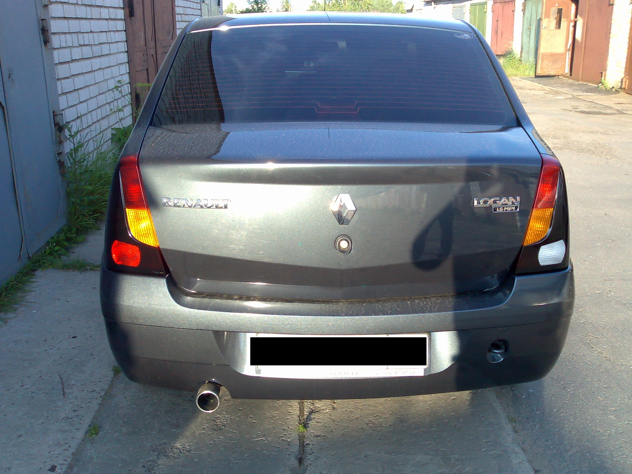 My perfect Renault Logan. 3DTuning - probably the best car configurator!