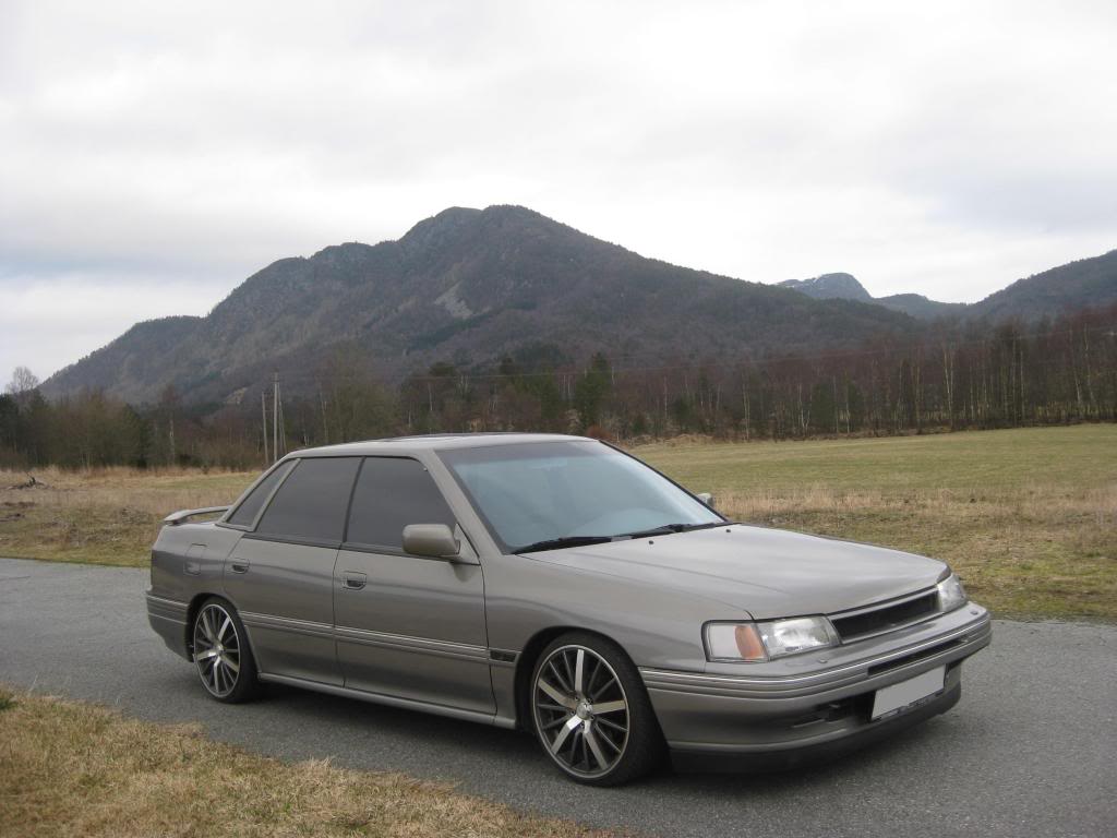 My perfect Subaru Legacy. 3DTuning - probably the best car configurator!