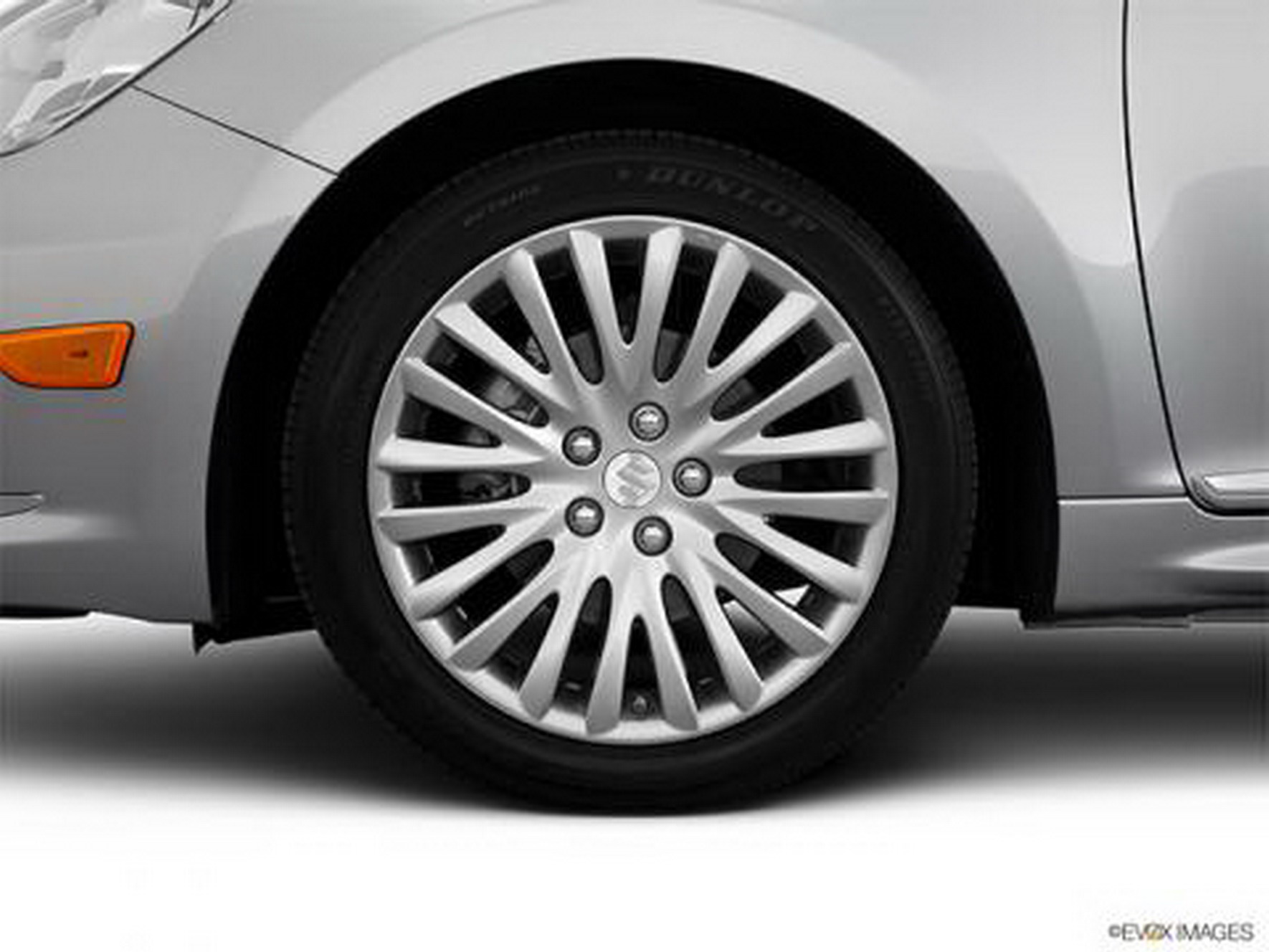 My perfect Suzuki Kizashi. 3DTuning - probably the best car configurator!