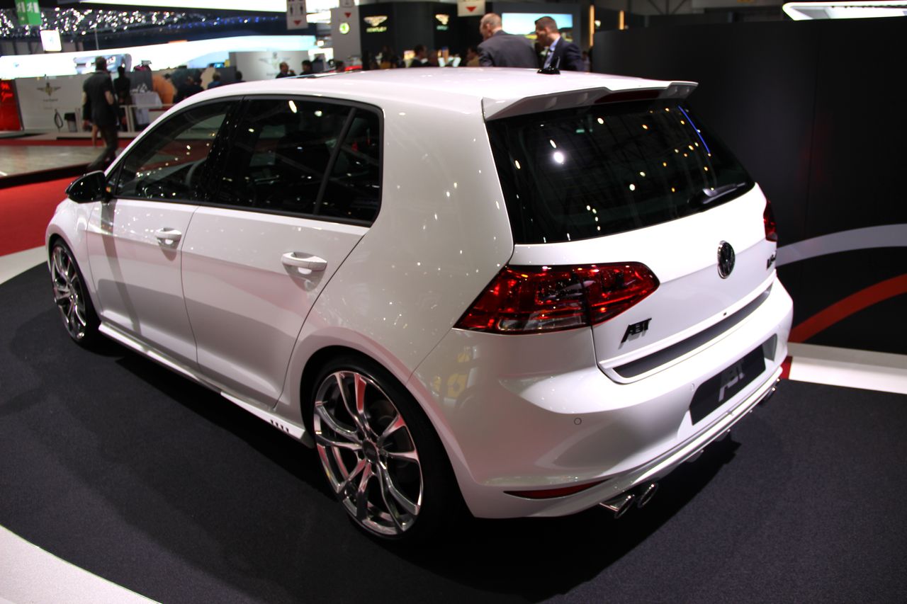 My perfect Volkswagen Golf 7. 3DTuning - probably the best car ...