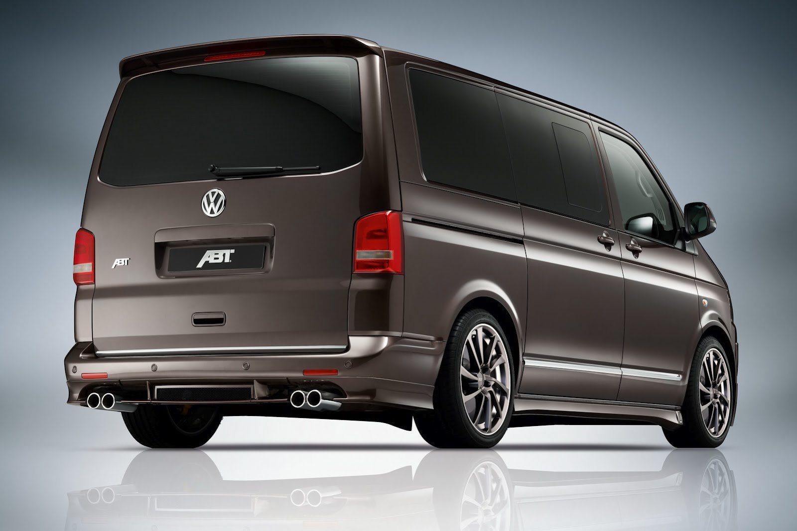 Тюнинг Volkswagen Transporter T5 Van 2010, фото тюнинга Фольксваген ...