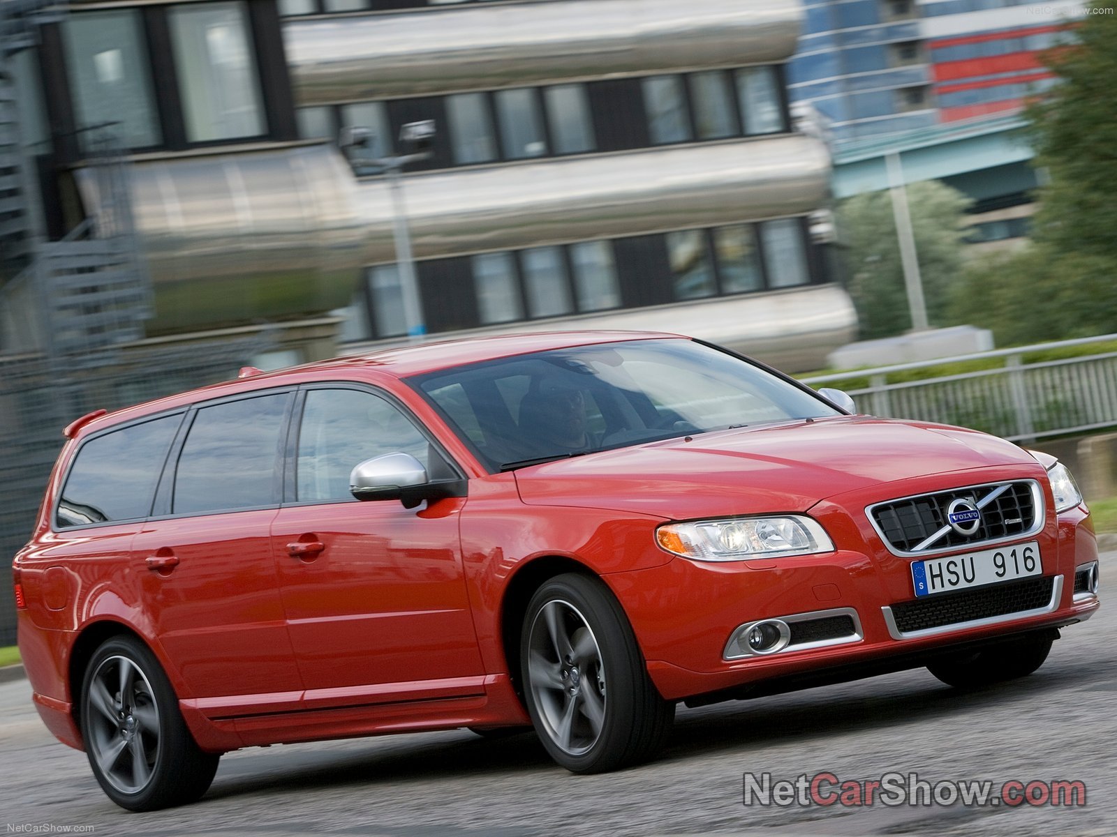 Тюнинг Volvo V70 Wagon 2011, фото тюнинга Вольво В70