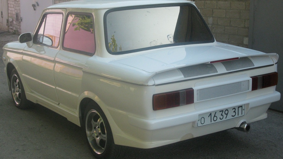 Тюнинг ZAZ 968M Zaporozhets Coupe 1979, фото тюнинга Заз 968М Запорожец